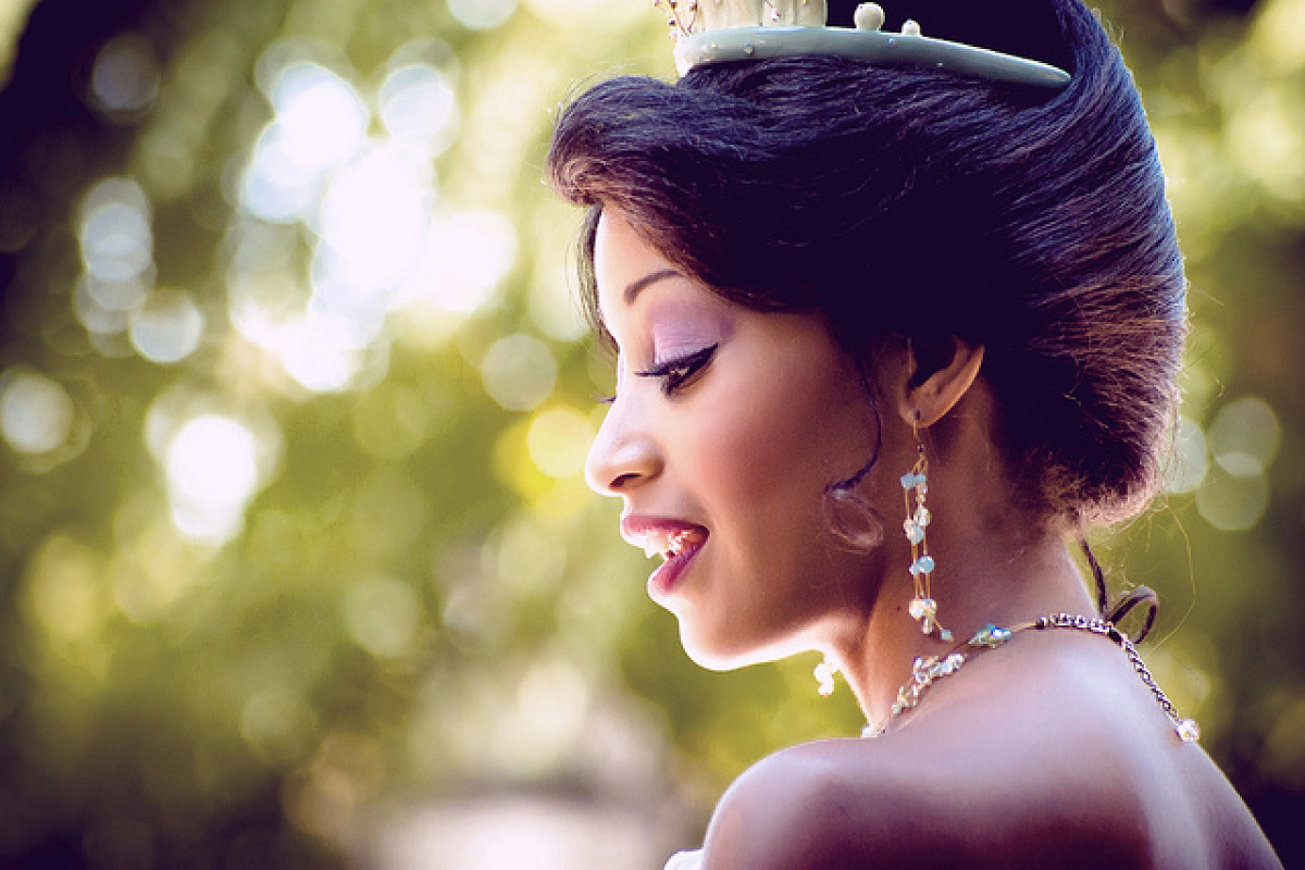 美しい黒人女性がヒロイン！| キャステル | CASTEL ディズニー情報